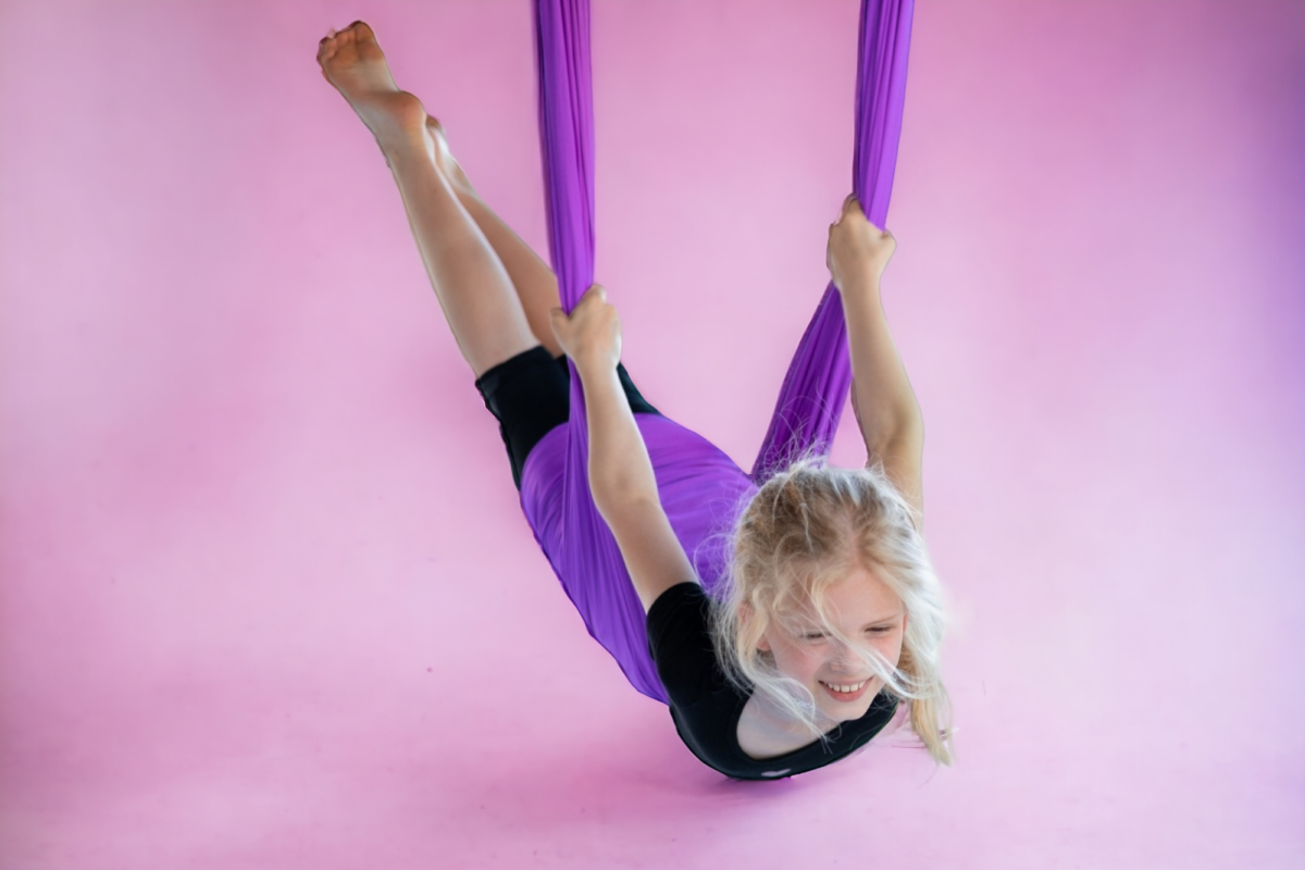 About Us | FlyFaceYogaNYC